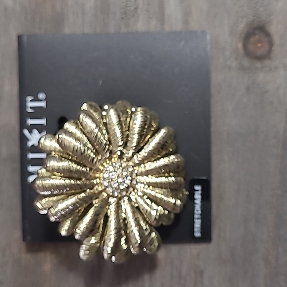 Mixit | Jewelry | Stretchy Gold Flower Ring | Poshmark